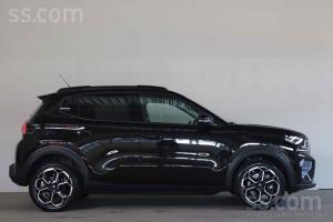 Black Citroen C3 2024 in Riga, with an engine capacity of 1.40 L and mileage of 17 thousand km for 23900 €, photo 12 on AUTOMOTO.COM.LV
