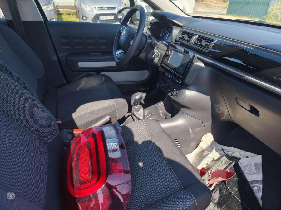 Melns Citroen C3 2024 Tauragė, ar dzinēja tilpumu 1.20 L un nobraukumu 16 tūkst. km par 4999 €, foto 8 vietnē AUTOMOTO.COM.LV