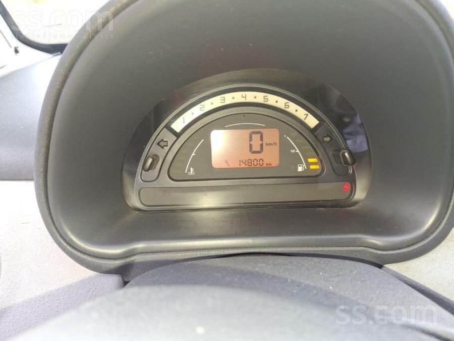 Zils Citroen C3 2003 Rēzekne, ar dzinēja tilpumu 1.40 L un nobraukumu 15 tūkst. km par 550 €, foto 4 vietnē AUTOMOTO.COM.LV