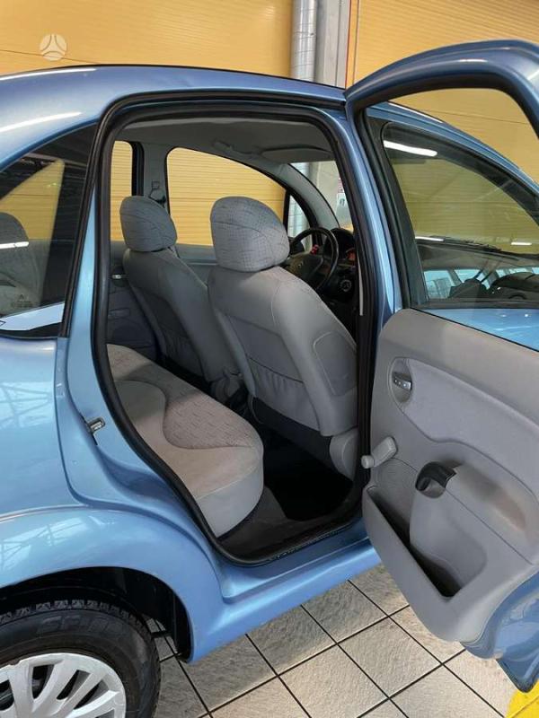 Blue Citroen C3 2003 in Klaipeda, with an engine capacity of 0.00 L and mileage of 180 thousand km for 990 €, photo 8 on AUTOMOTO.COM.LV