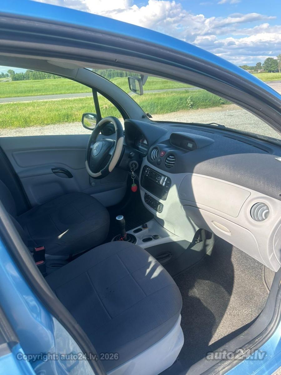 Blue Citroen C3 2003 in Tallinn, with an engine capacity of 1.10 L and mileage of 164 thousand km for 1300 €, photo 8 on AUTOMOTO.COM.LV
