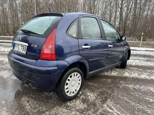 Blue Citroen C3 2004 in Vilnius, with an engine capacity of 1.40 L and mileage of 210 thousand km for 750 €, photo 5 on AUTOMOTO.COM.LV