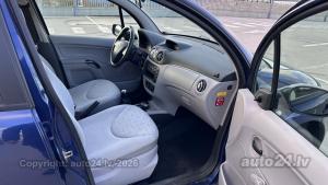 Blue Citroen C3 2005 in Tallinn, with an engine capacity of 1.10 L and mileage of 145 thousand km for 1490 €, photo 4 on AUTOMOTO.COM.LV