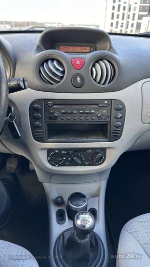 Blue Citroen C3 2005 in Tallinn, with an engine capacity of 1.10 L and mileage of 145 thousand km for 1490 €, photo 7 on AUTOMOTO.COM.LV