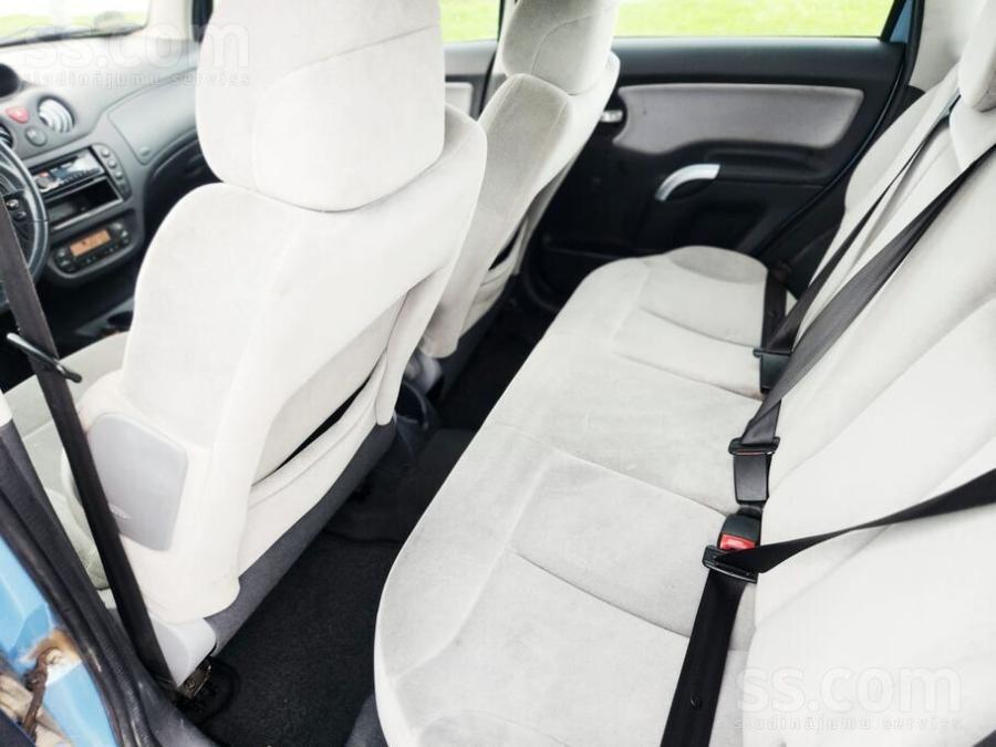 Blue Citroen C3 2005 in Riga, with an engine capacity of 1.40 L and mileage of 279 thousand km for 950 €, photo 12 on AUTOMOTO.COM.LV