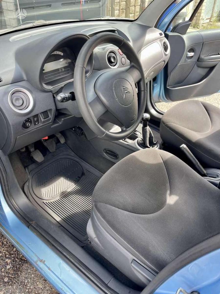 Blue Citroen C3 2006 in Panevezys, with an engine capacity of 1.36 L and mileage of 200 thousand km for 750 €, photo 13 on AUTOMOTO.COM.LV