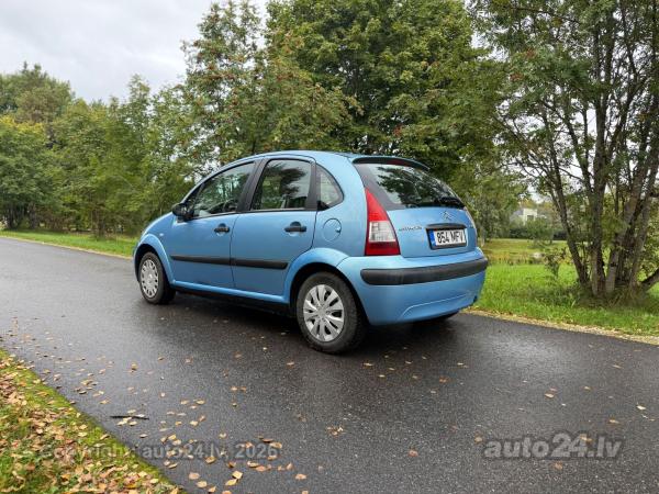 Zils Citroen C3 2006 Tallina, ar dzinēja tilpumu 1.40 L un nobraukumu 160 tūkst. km par 1290 €, foto 4 vietnē AUTOMOTO.COM.LV