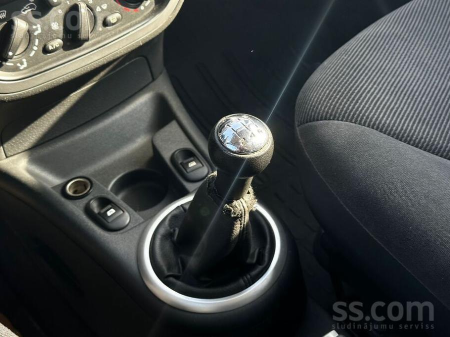 Синий Ситроен С3 2007 в Елгава, объемом двигателя 1.40 л и пробегом 0 тыс. км за 1000 €, фото 20 на AUTOMOTO.COM.LV
