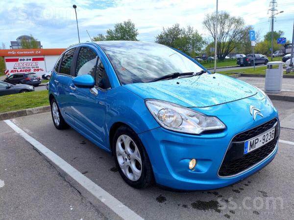 Blue Citroen C3 2010 in Riga, with an engine capacity of 1.60 L and mileage of 96 thousand km for 800 €, photo 3 on AUTOMOTO.COM.LV