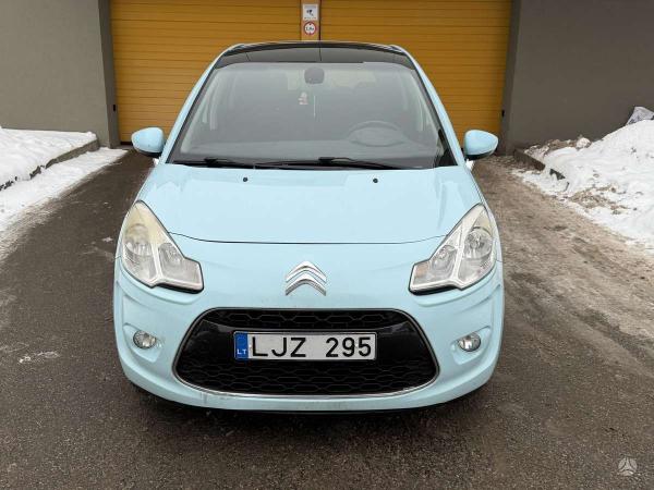 Blue Citroen C3 2010 in Vilnius, with an engine capacity of 1.60 L and mileage of 290 thousand km for 1350 €, photo 3 on AUTOMOTO.COM.LV