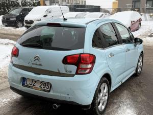 Blue Citroen C3 2010 in Vilnius, with an engine capacity of 1.60 L and mileage of 290 thousand km for 1350 €, photo 5 on AUTOMOTO.COM.LV
