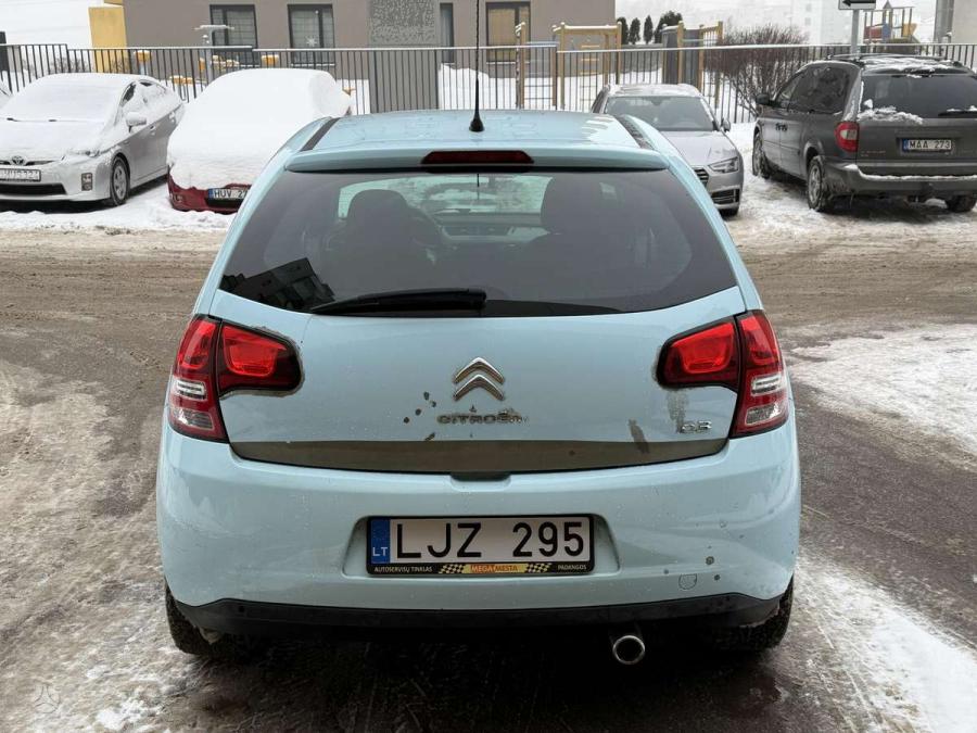 Blue Citroen C3 2010 in Vilnius, with an engine capacity of 1.60 L and mileage of 290 thousand km for 1350 €, photo 8 on AUTOMOTO.COM.LV