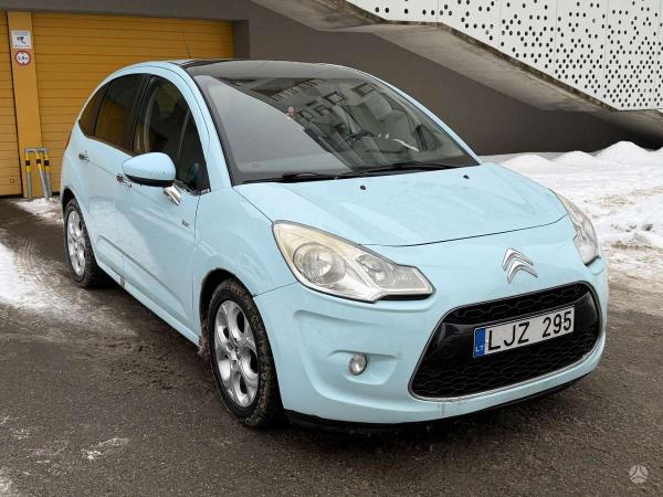 Zils Citroen C3 2010 Viļņa, ar dzinēja tilpumu 1.60 L un nobraukumu 290 tūkst. km par 1050 €, foto 5 vietnē AUTOMOTO.COM.LV