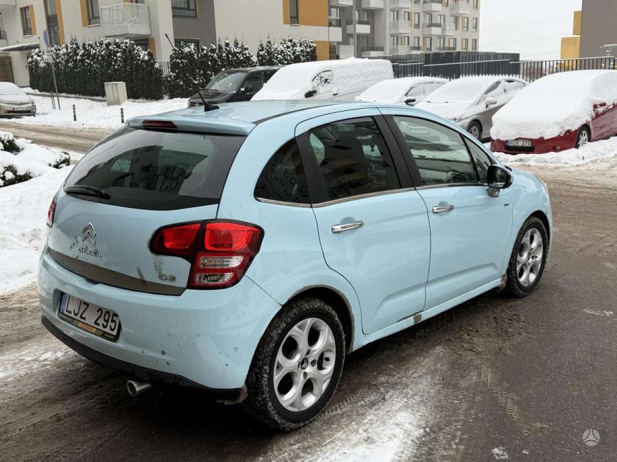 Blue Citroen C3 2010 in Vilnius, with an engine capacity of 1.60 L and mileage of 290 thousand km for 1050 €, photo 7 on AUTOMOTO.COM.LV