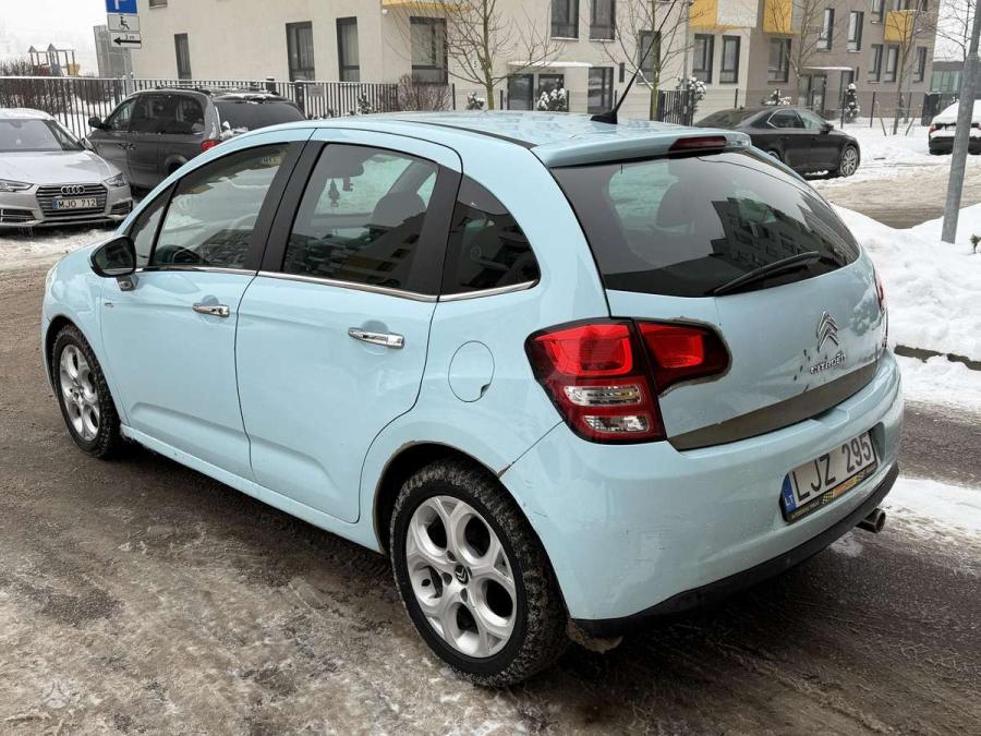 Blue Citroen C3 2010 in Vilnius, with an engine capacity of 1.60 L and mileage of 290 thousand km for 1050 €, photo 11 on AUTOMOTO.COM.LV