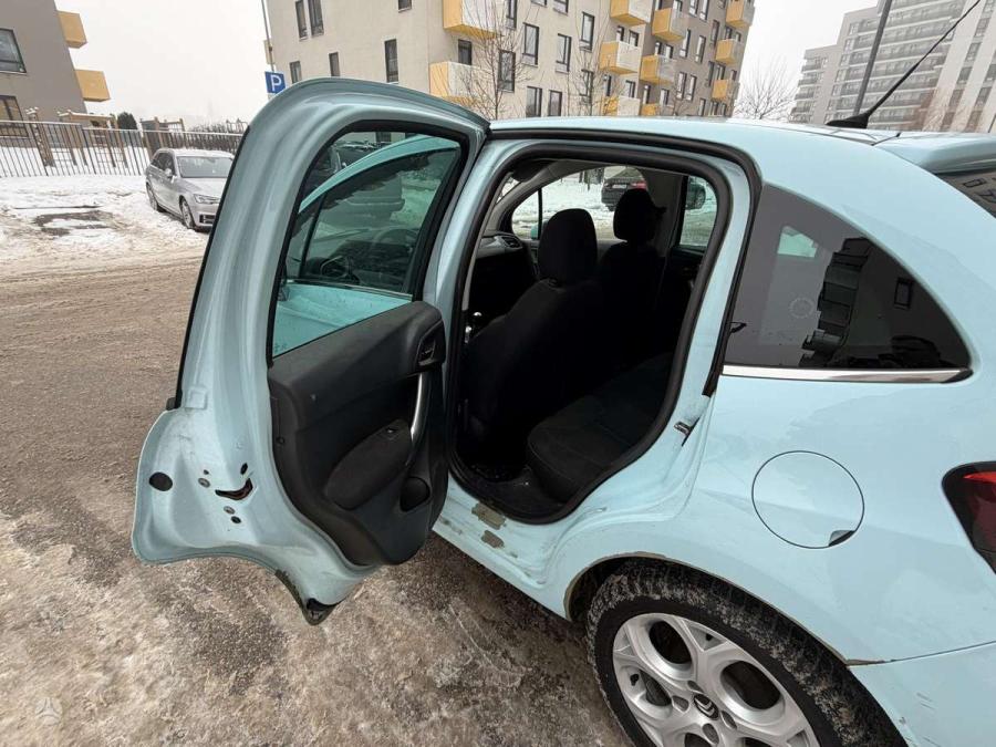 Blue Citroen C3 2010 in Vilnius, with an engine capacity of 1.60 L and mileage of 290 thousand km for 1050 €, photo 20 on AUTOMOTO.COM.LV