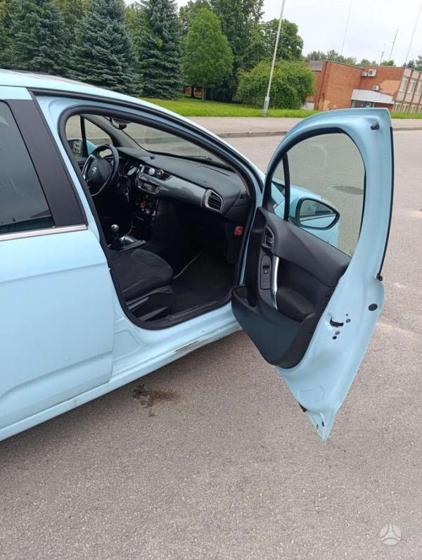 Blue Citroen C3 2010 in Alytus, with an engine capacity of 1.40 L and mileage of 260 thousand km for 1550 €, photo 7 on AUTOMOTO.COM.LV