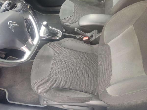 Blue Citroen C3 2010 in Panevezys, with an engine capacity of 1.40 L and mileage of 260 thousand km for 1000 €, photo 11 on AUTOMOTO.COM.LV