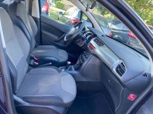 Zils Citroen C3 2014 Rīga, ar dzinēja tilpumu 1.40 L un nobraukumu 152 tūkst. km par 6950 €, foto 10 vietnē AUTOMOTO.COM.LV