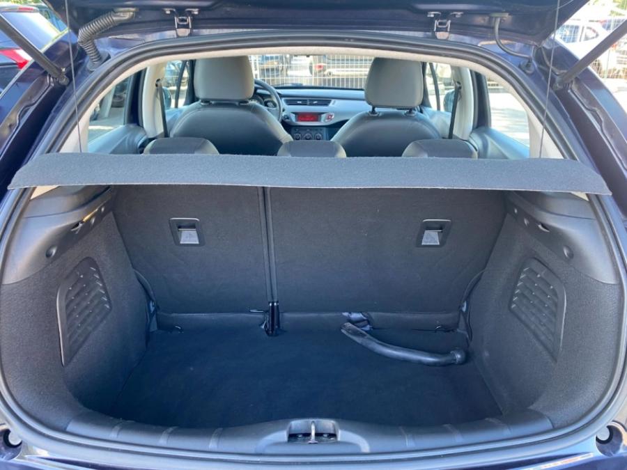 Zils Citroen C3 2014 Rīga, ar dzinēja tilpumu 1.40 L un nobraukumu 152 tūkst. km par 6950 €, foto 17 vietnē AUTOMOTO.COM.LV