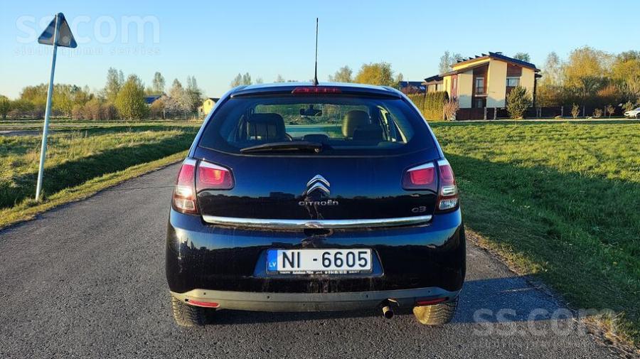 Zils Citroen C3 2015 Rīga, ar dzinēja tilpumu 1.20 L un nobraukumu 109 tūkst. km par 4100 €, foto 8 vietnē AUTOMOTO.COM.LV