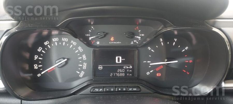 Zils Citroen C3 2018 Tukums, ar dzinēja tilpumu 1.60 L un nobraukumu 218 tūkst. km par 7690 €, foto 10 vietnē AUTOMOTO.COM.LV