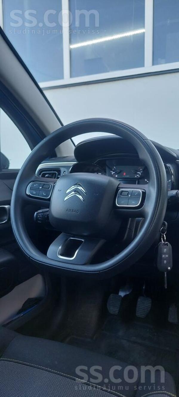 Blue Citroen C3 2018 in Tukums, with an engine capacity of 1.60 L and mileage of 218 thousand km for 7690 €, photo 6 on AUTOMOTO.COM.LV