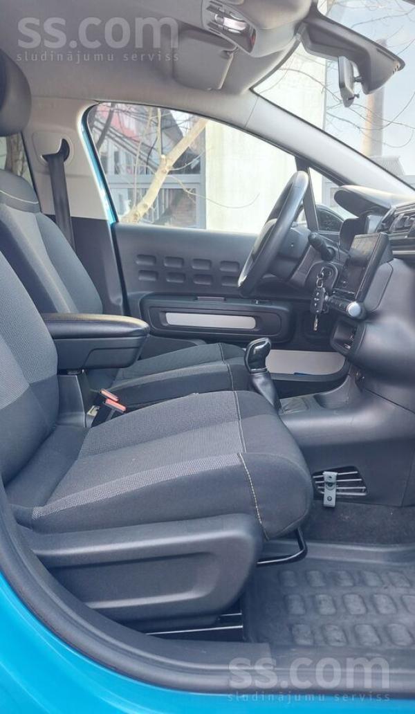Blue Citroen C3 2018 in Tukums, with an engine capacity of 1.60 L and mileage of 218 thousand km for 7690 €, photo 8 on AUTOMOTO.COM.LV