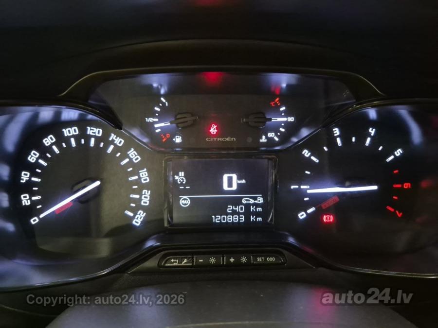 Zils Citroen C3 2021 Tallina, ar dzinēja tilpumu 1.20 L un nobraukumu 121 tūkst. km par 8690 €, foto 14 vietnē AUTOMOTO.COM.LV