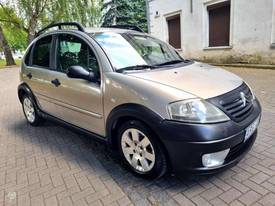 Brown Citroen C3 2005 in Jonava, with an engine capacity of 1.40 L and mileage of 118 thousand km for 1499 €, photo 9 on AUTOMOTO.COM.LV