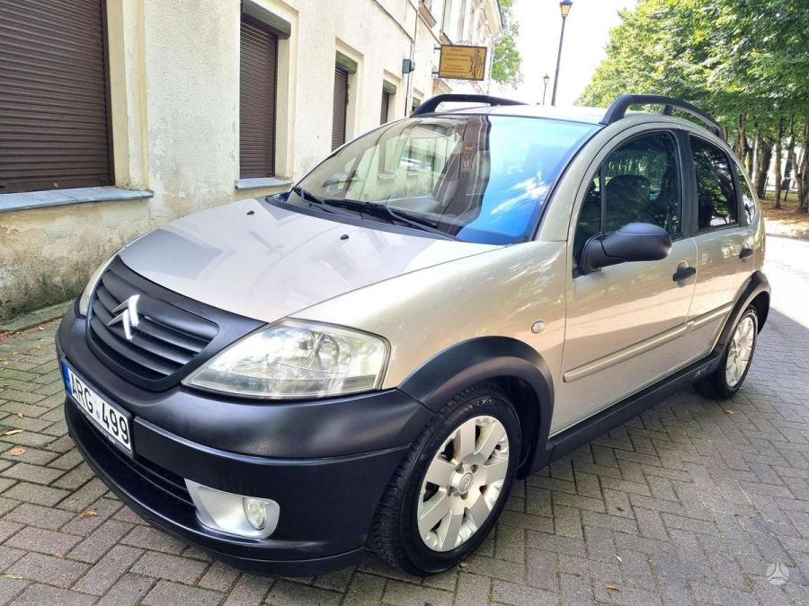 Brown Citroen C3 2005 in Jonava, with an engine capacity of 1.40 L and mileage of 118 thousand km for 1499 €, photo 14 on AUTOMOTO.COM.LV