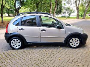Brown Citroen C3 2005 in Jonava, with an engine capacity of 1.40 L and mileage of 118 thousand km for 1499 €, photo 19 on AUTOMOTO.COM.LV