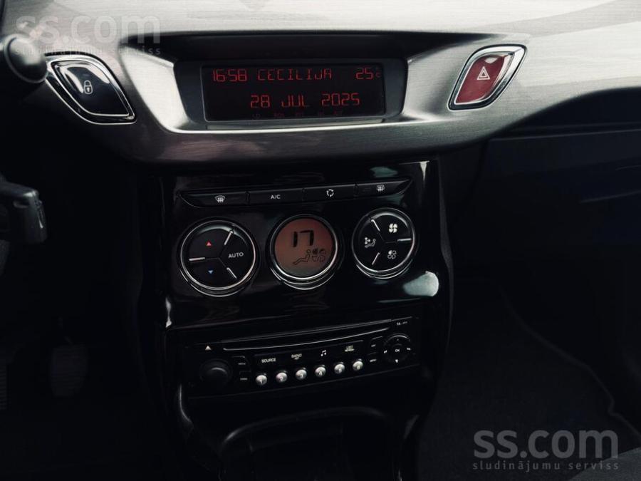 Brūns Citroen C3 2010 Cēsis, ar dzinēja tilpumu 1.40 L un nobraukumu 0 tūkst. km par 3990 €, foto 18 vietnē AUTOMOTO.COM.LV