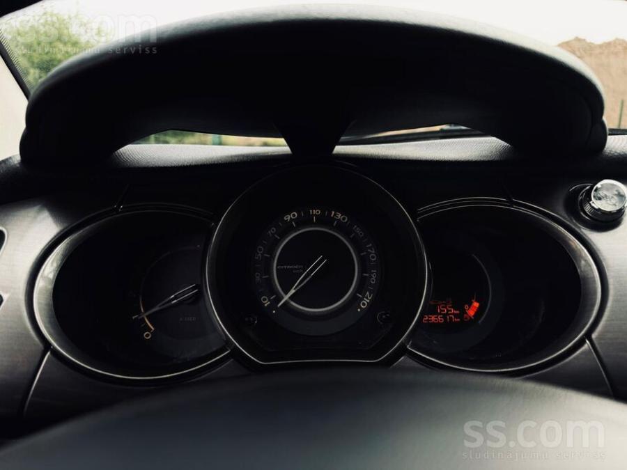 Brūns Citroen C3 2010 Cēsis, ar dzinēja tilpumu 1.40 L un nobraukumu 0 tūkst. km par 3990 €, foto 25 vietnē AUTOMOTO.COM.LV