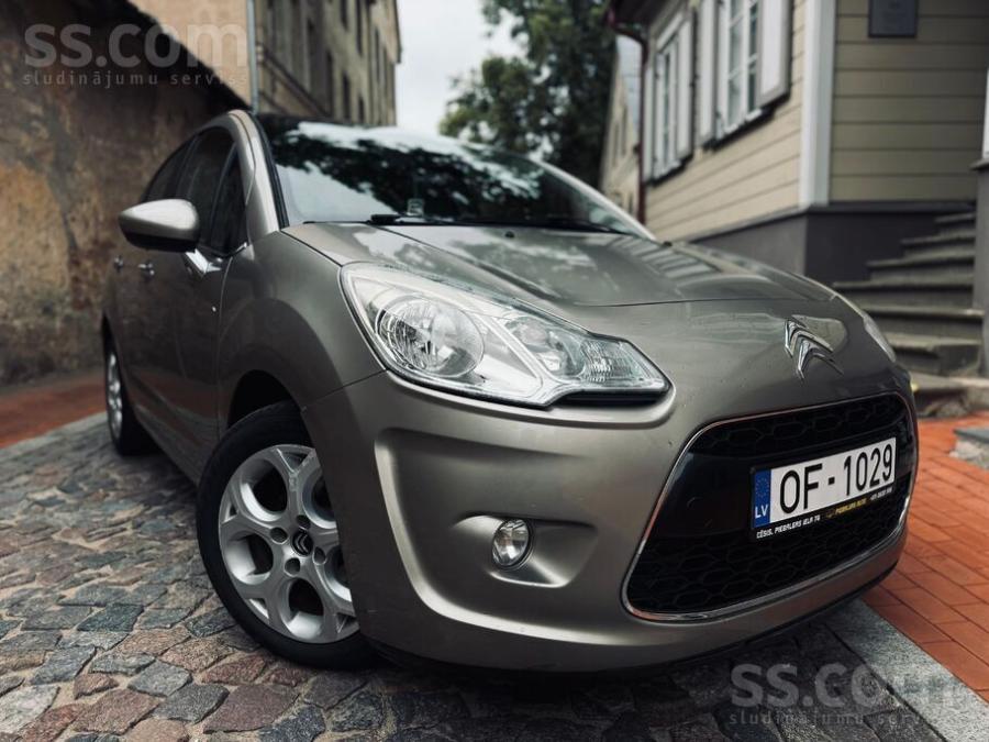 Brūns Citroen C3 2010 Cēsis, ar dzinēja tilpumu 1.40 L un nobraukumu 0 tūkst. km par 3990 €, foto 1 vietnē AUTOMOTO.COM.LV