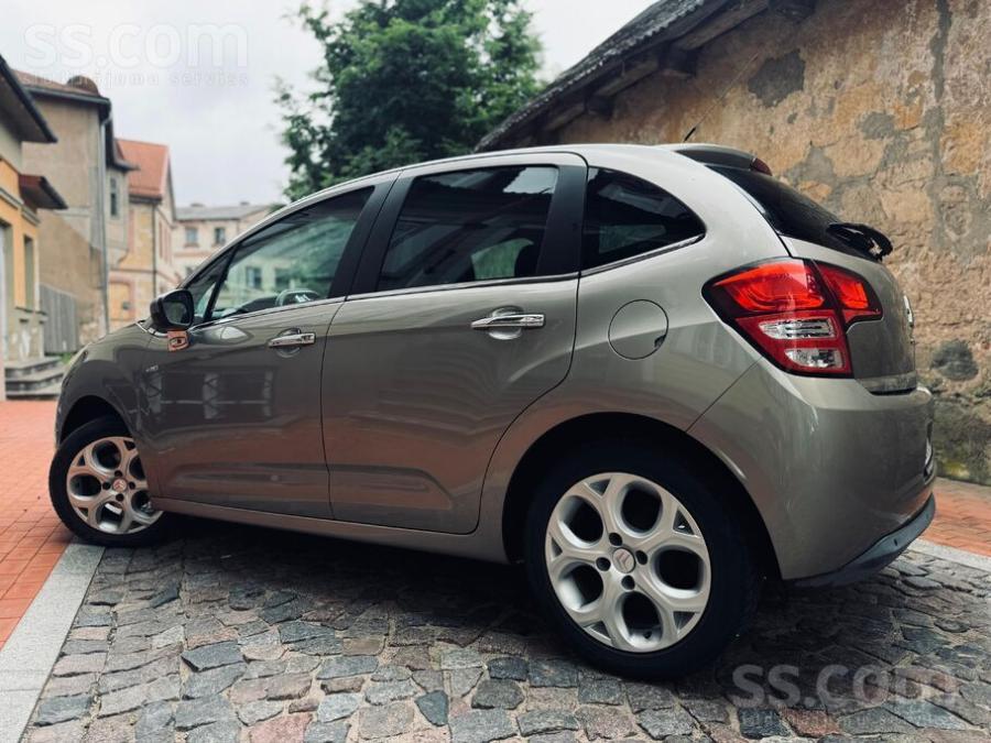 Brūns Citroen C3 2010 Cēsis, ar dzinēja tilpumu 1.40 L un nobraukumu 0 tūkst. km par 3990 €, foto 9 vietnē AUTOMOTO.COM.LV