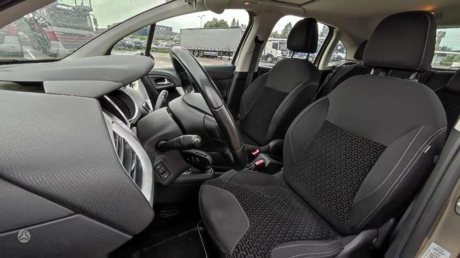 Brūns Citroen C3 2010 Tauragė, ar dzinēja tilpumu 1.36 L un nobraukumu 204 tūkst. km par 1500 €, foto 9 vietnē AUTOMOTO.COM.LV