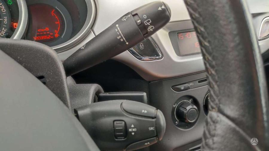 Brūns Citroen C3 2010 Tauragė, ar dzinēja tilpumu 1.36 L un nobraukumu 204 tūkst. km par 1500 €, foto 11 vietnē AUTOMOTO.COM.LV