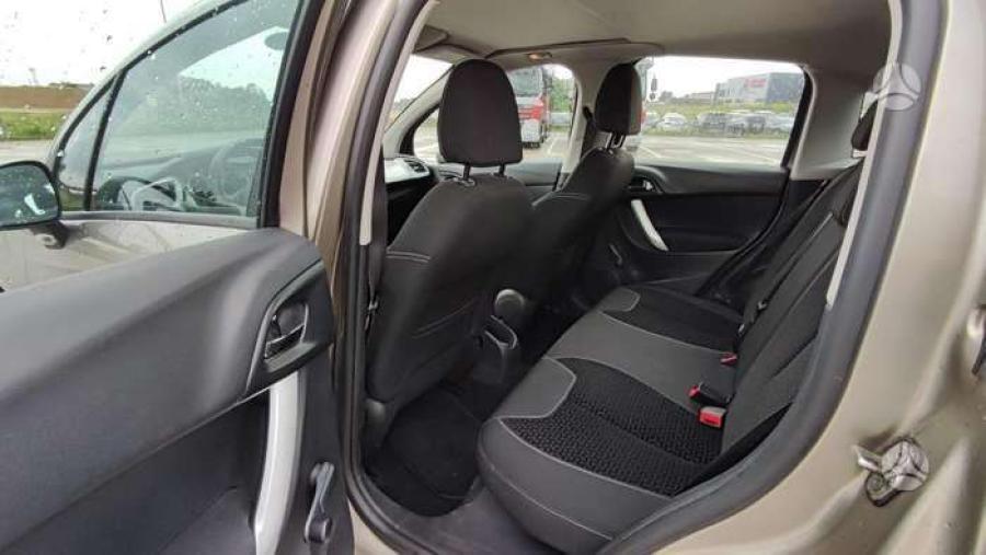 Brūns Citroen C3 2010 Tauragė, ar dzinēja tilpumu 1.36 L un nobraukumu 204 tūkst. km par 1650 €, foto 6 vietnē AUTOMOTO.COM.LV