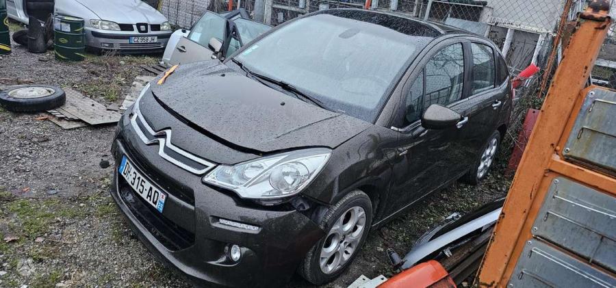 Brūns Citroen C3 2014 Panevēža, ar dzinēja tilpumu 1.20 L un nobraukumu 170 tūkst. km par 3400 €, foto 1 vietnē AUTOMOTO.COM.LV