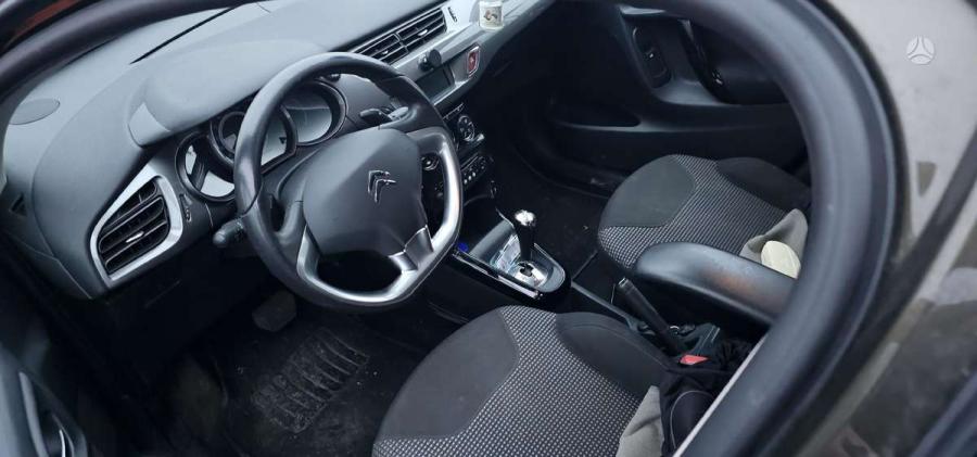 Brūns Citroen C3 2014 Panevēža, ar dzinēja tilpumu 1.20 L un nobraukumu 170 tūkst. km par 3400 €, foto 7 vietnē AUTOMOTO.COM.LV
