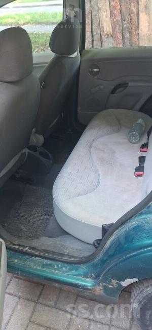 Zaļš Citroen C3 2003 Rīga, ar dzinēja tilpumu 1.40 L un nobraukumu 216 tūkst. km par 500 €, foto 6 vietnē AUTOMOTO.COM.LV