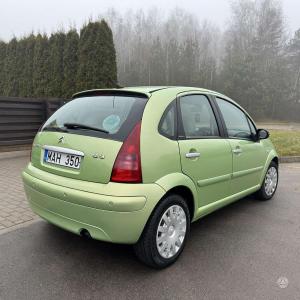 Zaļš Citroen C3 2004 Viļņa, ar dzinēja tilpumu 1.40 L un nobraukumu 260 tūkst. km par 1850 €, foto 3 vietnē AUTOMOTO.COM.LV