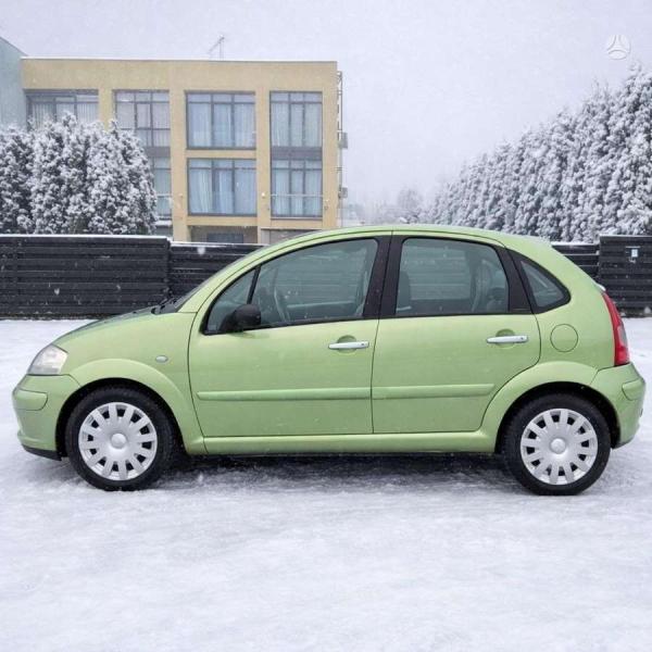 Green Citroen C3 2004 in Vilnius, with an engine capacity of 1.40 L and mileage of 260 thousand km for 1850 €, photo 3 on AUTOMOTO.COM.LV