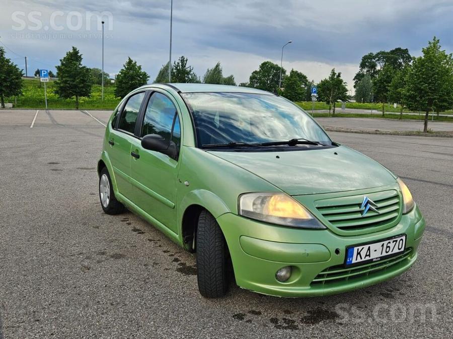 Zaļš Citroen C3 2004 Daugavpils, ar dzinēja tilpumu 1.40 L un nobraukumu 280 tūkst. km par 250 €, foto 1 vietnē AUTOMOTO.COM.LV