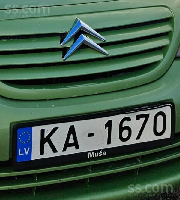 Zaļš Citroen C3 2004 Daugavpils, ar dzinēja tilpumu 1.40 L un nobraukumu 280 tūkst. km par 250 €, foto 4 vietnē AUTOMOTO.COM.LV