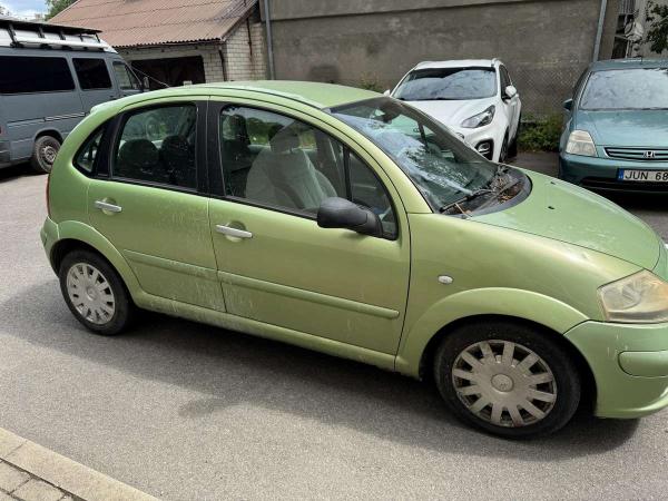 Zaļš Citroen C3 2004 Viļņa, ar dzinēja tilpumu 1.40 L un nobraukumu 264 tūkst. km par 750 €, foto 4 vietnē AUTOMOTO.COM.LV