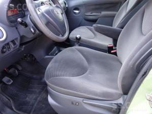 Zaļš Citroen C3 2006 Rīga, ar dzinēja tilpumu 1.40 L un nobraukumu 0 tūkst. km par 1550 €, foto 6 vietnē AUTOMOTO.COM.LV