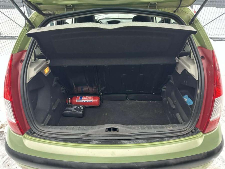 Green Citroen C3 2006 in Vilnius, with an engine capacity of 1.36 L and mileage of 161 thousand km for 710 €, photo 2 on AUTOMOTO.COM.LV