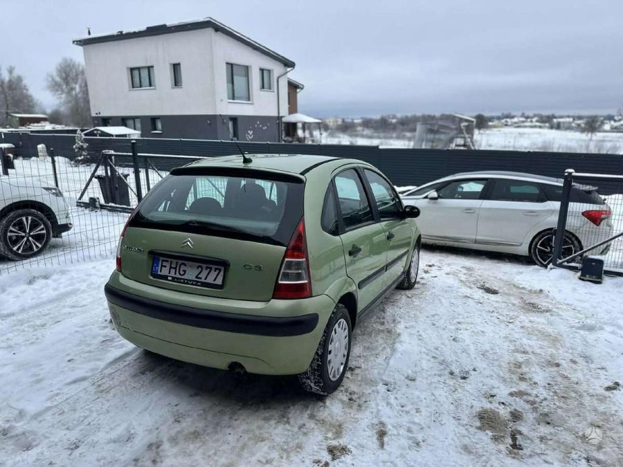 Green Citroen C3 2006 in Vilnius, with an engine capacity of 1.36 L and mileage of 161 thousand km for 710 €, photo 8 on AUTOMOTO.COM.LV